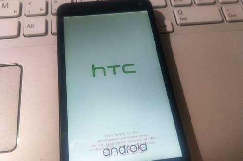 Телефон HTC ONE m7