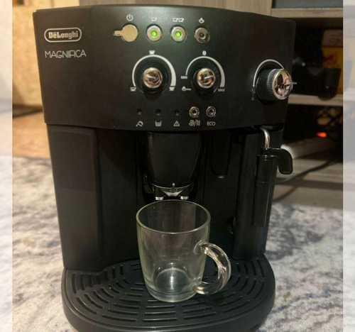 Кофемашина Delonghi Esam 4000