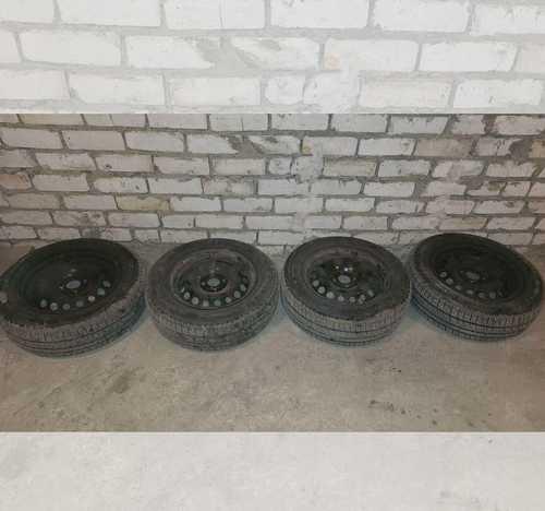 Колеса в сборе летние 195/65 R15