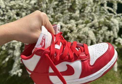 Крассовки Dunk High GS "Championship White Red