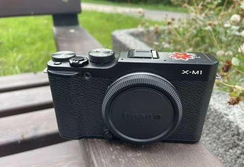 Fujifilm X-M1 (Body) Беззеркальный фотоаппарат