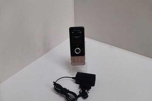 Мобильный телефон Sony Ericsson W205