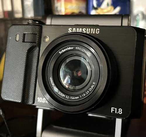 Винтажный цифровой фотоаппарат Samsung EX1 (2010г)