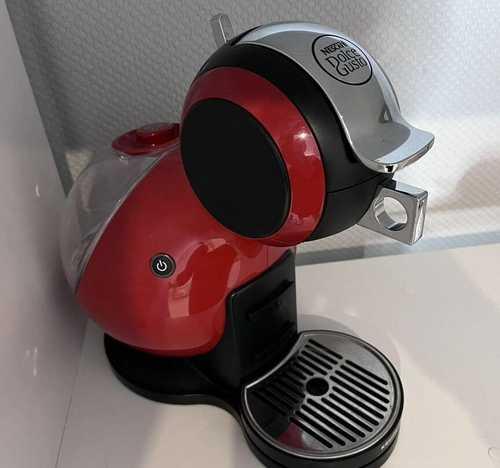 Капсульная кофемашина dolce gusto