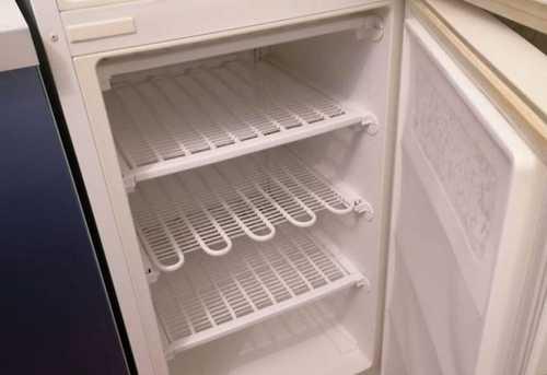 Холодильник бу Beco
