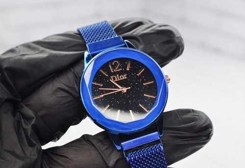 Часы женские синие Dior миланская петля