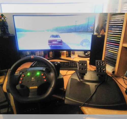 Игровой руль logitech momo racing