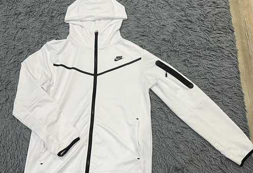 Nike tech fleece