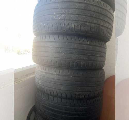 Viatti Strada Asimmetrico V-130 225/45 R18 95V