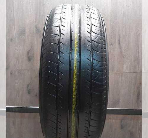 Yokohama dB Decibel E70 215/60 R16 95V