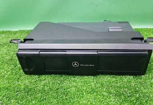 CD чейнджер Mercedes-Benz C W203 M271.946 2003
