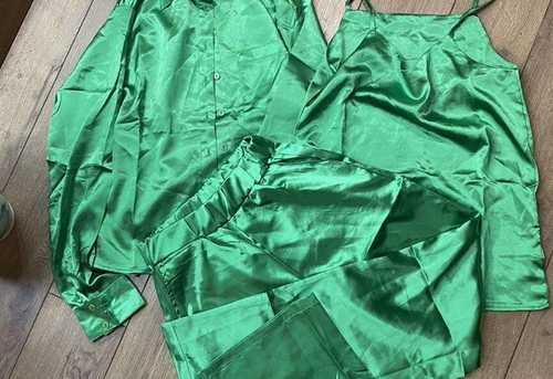 Новый костюм тройка 3-а атлас зеленый под zara