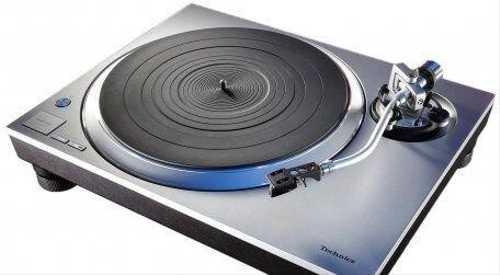 Проигрыватель винила Technics SL-1500C (серебро)