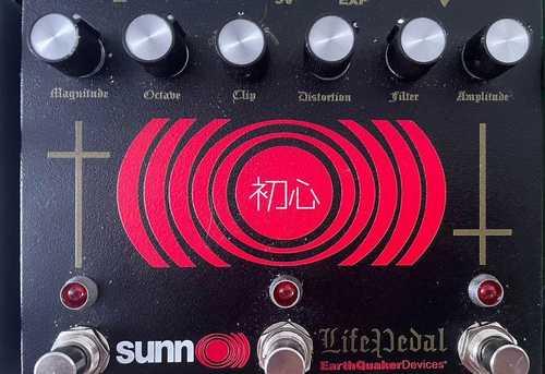 Earthquaker Devices Sunn O) Life Pedal V3