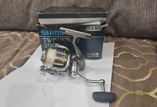 Shimano Twin Power 2500 FB