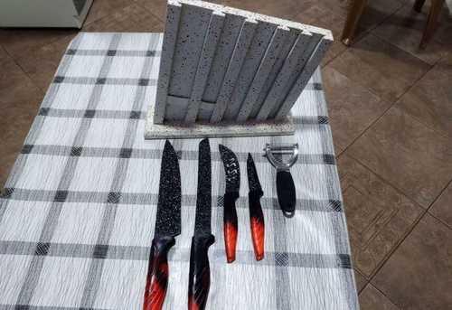 Подставка с ножами