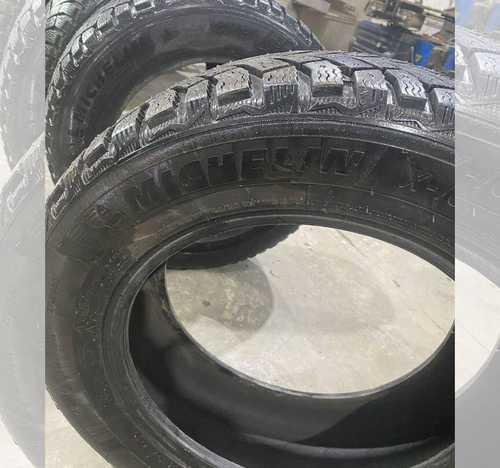 Michelin X-Ice North 4 185/65 R15