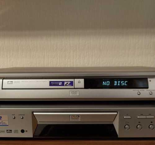 CD / DVD плеер Sony DVP-NS305