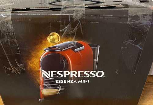 Кофемашина Капсульная Nespresso Essenza mini D30