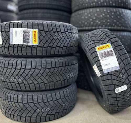 Pirelli Ice Zero FR 225/45 R19 96H