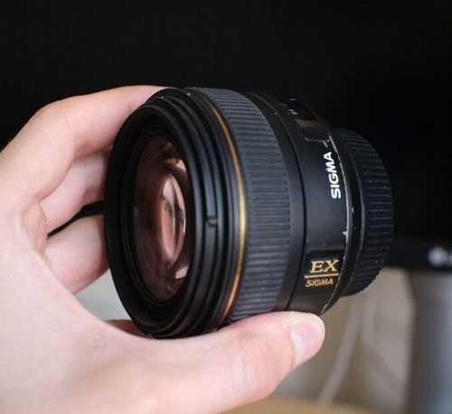 Объектив Sigma AF 30mm f/1.4 EX DC HSM Nikon F