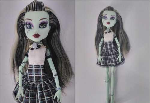 Френки Штейн базовая Monster High Frankie Stein