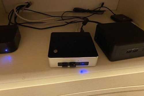 Intel NUC i5 (nuc6i5syk)