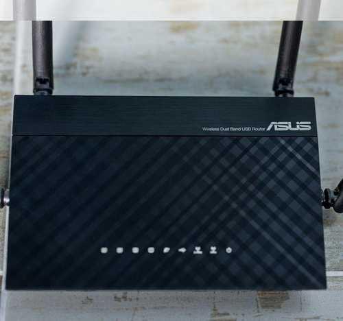 Wi-Fi роутер asus RT AC1200