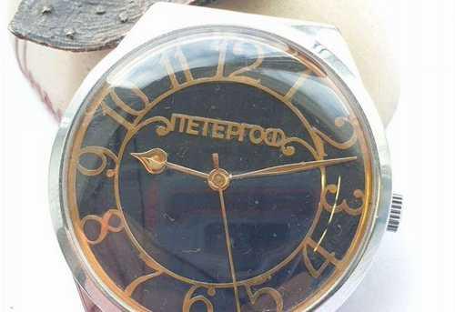 Часы ракета Петергоф циферблат камень хороший сох