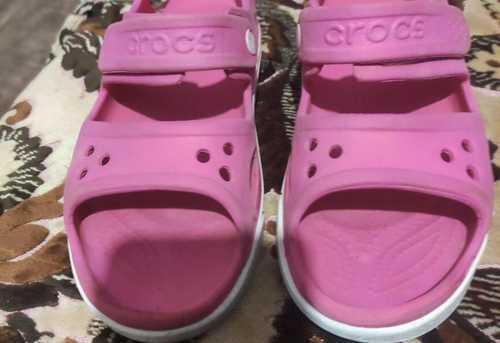 Сандалии crocs j2