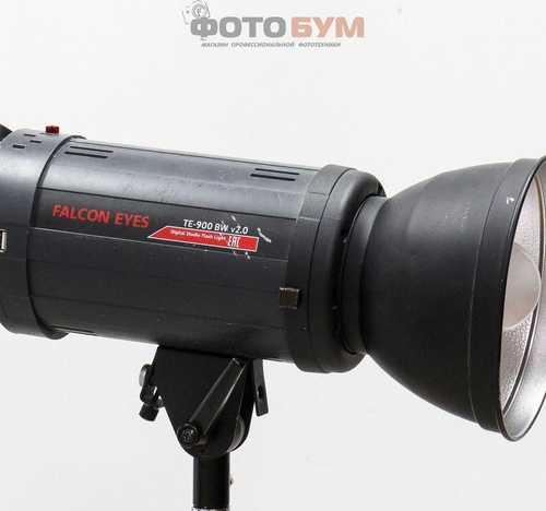 Осветитель Falcon Eyes TE-900BW v2.0