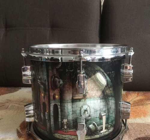Том Sonor 10x10 2005 серия