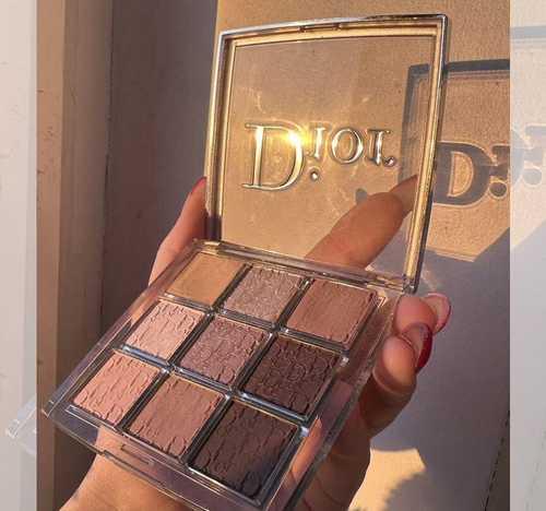 Тени для век Dior Backstage Eyeshadow Palette 004