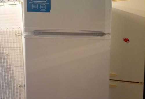 Холодильник indesit st167.028