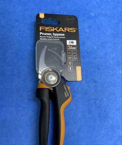 Секатор fiskars px92