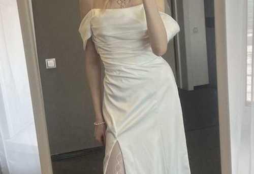 Свадебное платье S