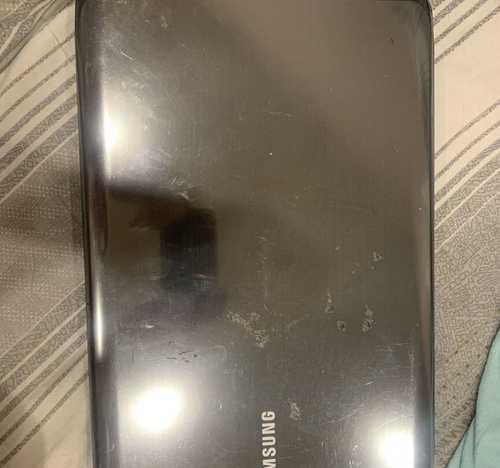 Samsung R525