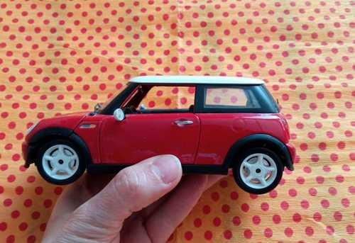 Модель машины mini cooper 16 см