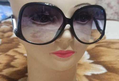 Солнцезащитные женские очки, две штуки