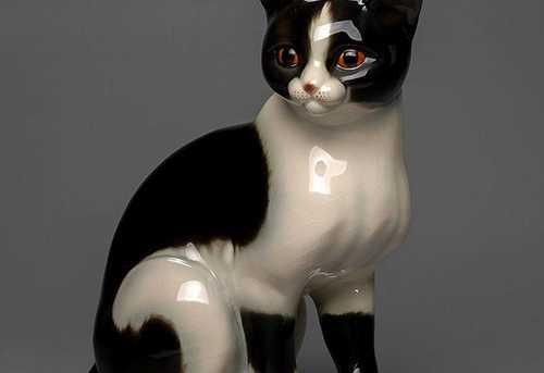 Фарфоровая статуэтка "Кошка" Goebel Германия