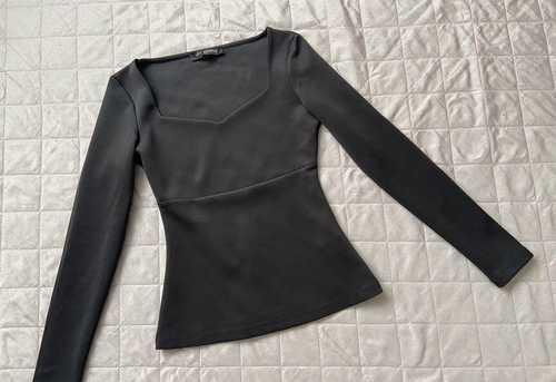 Блузка черная 40 размер