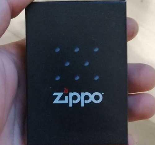 Зажигалка бензиновая zippo