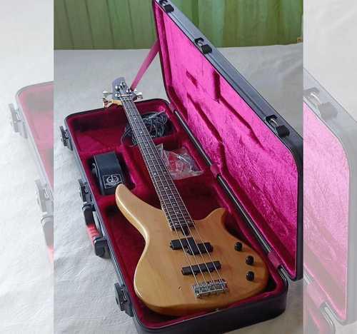Yamaha RBX270J группы Dystopia