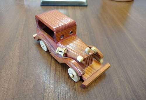 Деревянный автомобиль игрушка