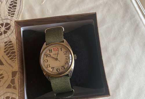 Часы Raketa