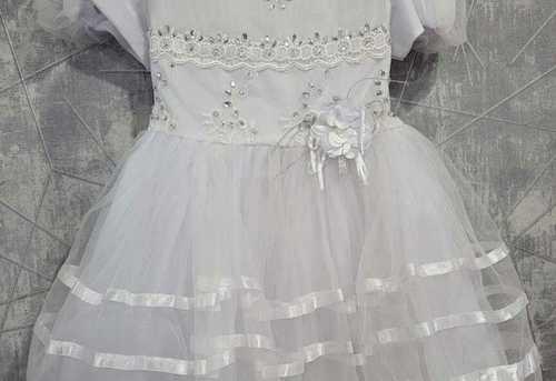 Платье белое праздничное красивое
