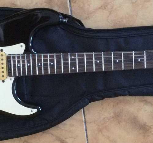 Stratocaster Blade Limited (Fender Moon)