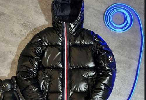 Куртка Moncler глянцевая Пуховик