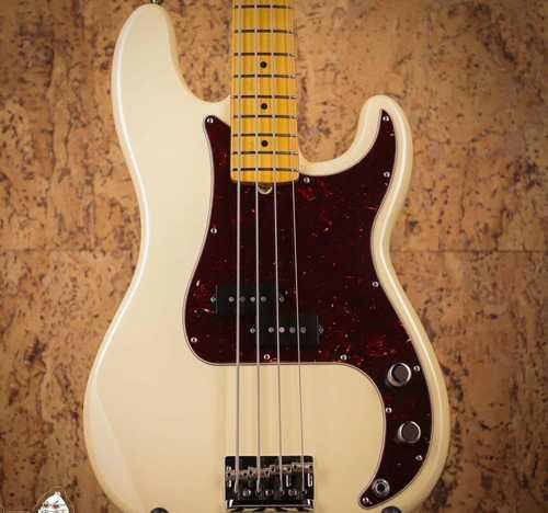 Fender Am Pro II Precision Bass White 2021 USA