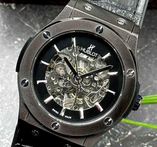 Часы Hublot с автоподзаводом